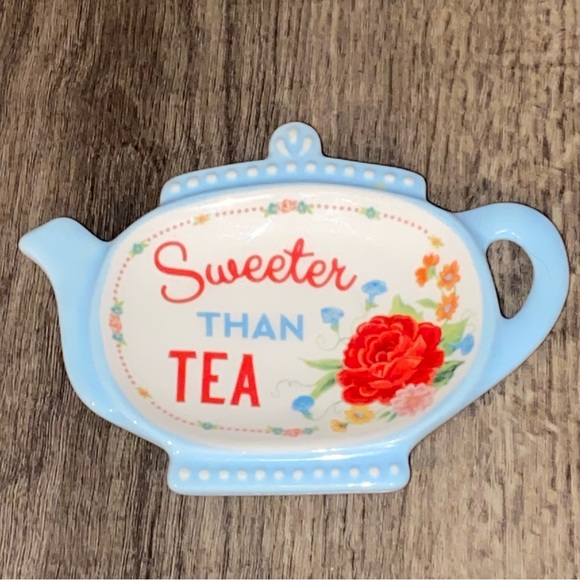 The Pioneer Woman | Kitchen | Pioneer Woman Tea Bag Holder Spoon Rest ...